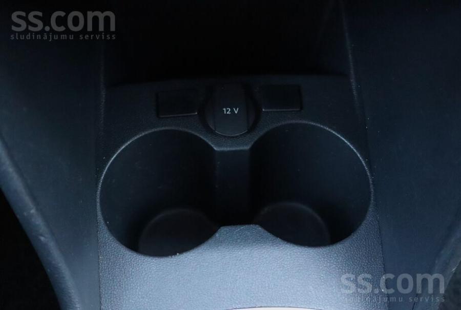 Melns Volkswagen Polo 2010 Rīga, ar dzinēja tilpumu 1.20 L un nobraukumu 306 tūkst. km par 3490 €, foto 30 vietnē AUTOMOTO.COM.LV