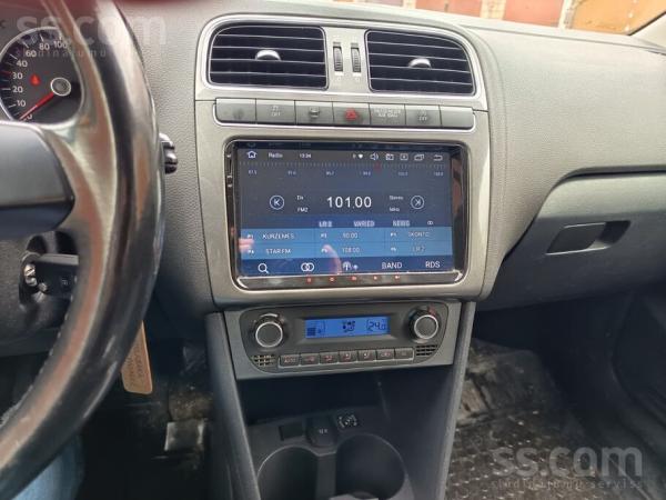 Melns Volkswagen Polo 2010 Liepāja, ar dzinēja tilpumu 1.60 L un nobraukumu 284 tūkst. km par 3100 €, foto 6 vietnē AUTOMOTO.COM.LV