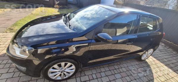 Melns Volkswagen Polo 2010 Liepāja, ar dzinēja tilpumu 1.60 L un nobraukumu 142 tūkst. km par 5432 €, foto 1 vietnē AUTOMOTO.COM.LV