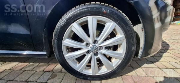 Melns Volkswagen Polo 2010 Liepāja, ar dzinēja tilpumu 1.60 L un nobraukumu 142 tūkst. km par 5432 €, foto 9 vietnē AUTOMOTO.COM.LV