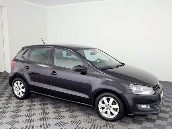 Black Volkswagen Polo 2010 in Tallinn, with an engine capacity of 1.60 L and mileage of 348 thousand km for 1999 €, photo 1 on AUTOMOTO.COM.LV