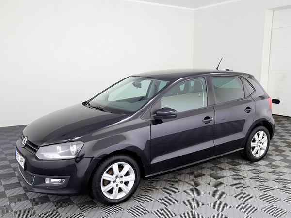 Black Volkswagen Polo 2010 in Tallinn, with an engine capacity of 1.60 L and mileage of 348 thousand km for 1999 €, photo 2 on AUTOMOTO.COM.LV