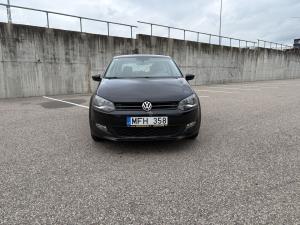 Black Volkswagen Polo 2010 in Vilnius, with an engine capacity of 1.20 L and mileage of 269 thousand km for 4000 €, photo 1 on AUTOMOTO.COM.LV