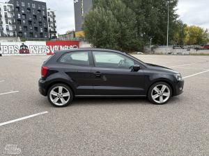 Black Volkswagen Polo 2010 in Vilnius, with an engine capacity of 1.20 L and mileage of 269 thousand km for 4000 €, photo 8 on AUTOMOTO.COM.LV