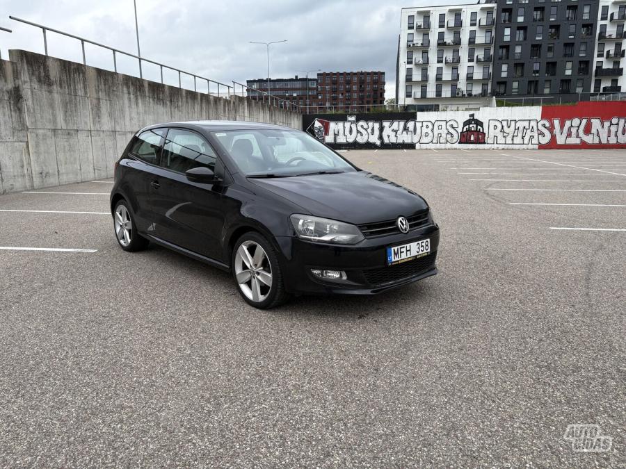 Black Volkswagen Polo 2010 in Vilnius, with an engine capacity of 1.20 L and mileage of 269 thousand km for 4000 €, photo 9 on AUTOMOTO.COM.LV
