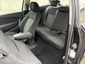 Black Volkswagen Polo 2010 in Vilnius, with an engine capacity of 1.20 L and mileage of 269 thousand km for 4000 €, photo 14 on AUTOMOTO.COM.LV