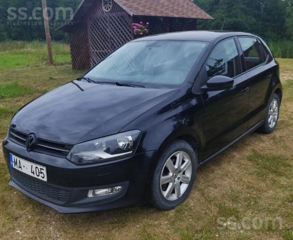 Black Volkswagen Polo 2010 in Riga, with an engine capacity of 1.60 L and mileage of 343 thousand km for 3950 €, photo 1 on AUTOMOTO.COM.LV