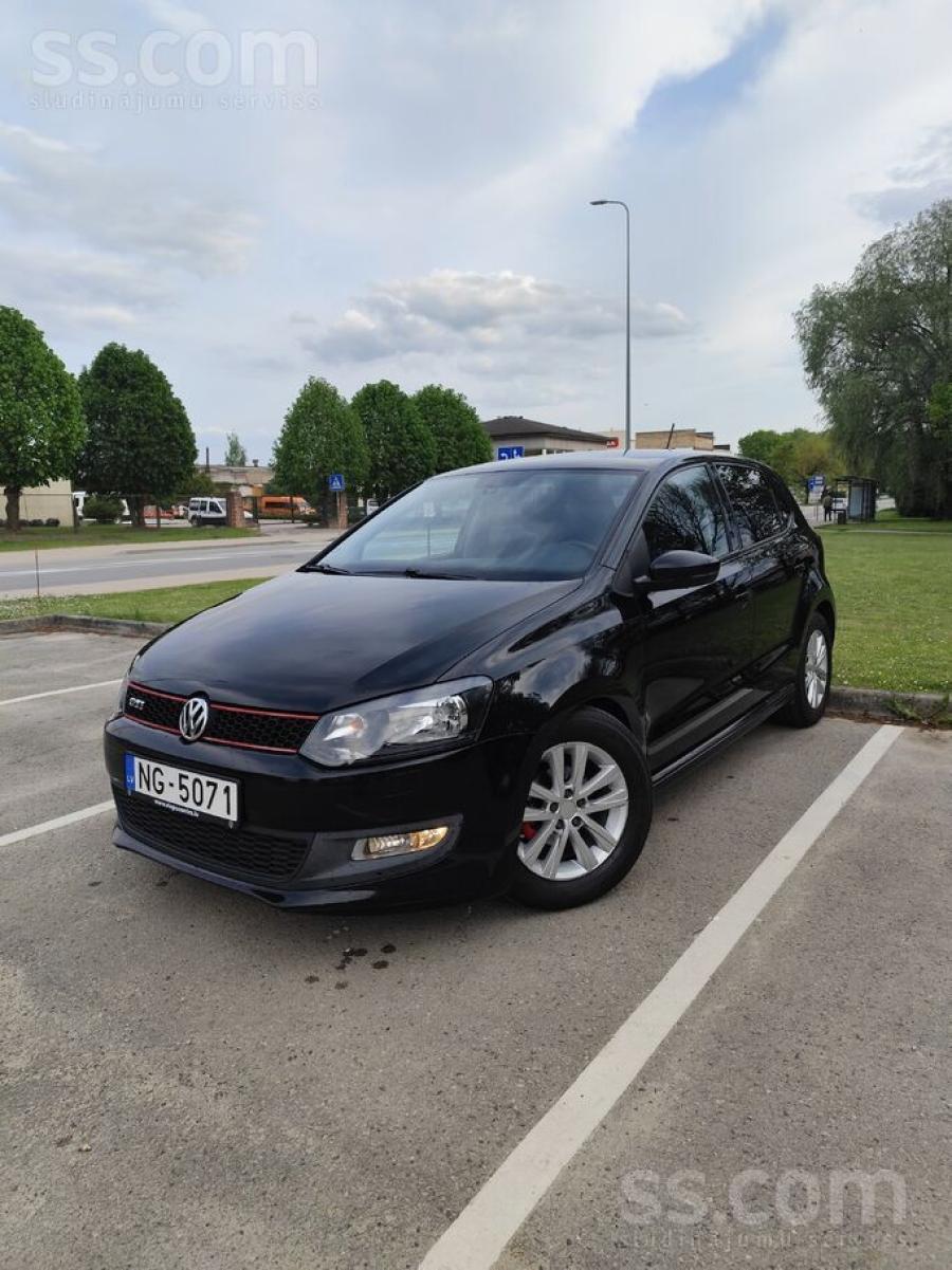 Melns Volkswagen Polo 2011 Saldus, ar dzinēja tilpumu 1.20 L un nobraukumu 313 tūkst. km par 3650 €, foto 2 vietnē AUTOMOTO.COM.LV