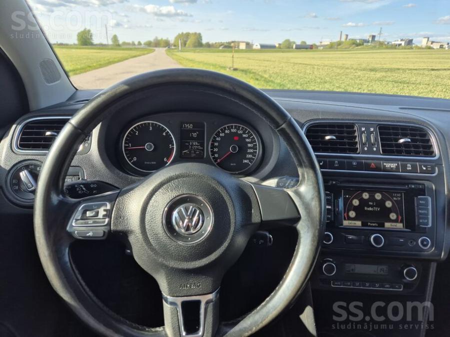 Melns Volkswagen Polo 2011 Saldus, ar dzinēja tilpumu 1.20 L un nobraukumu 313 tūkst. km par 3650 €, foto 5 vietnē AUTOMOTO.COM.LV