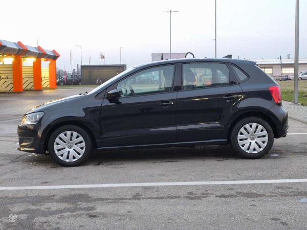 Black Volkswagen Polo 2011 in Marijampole, with an engine capacity of 1.20 L and mileage of 205 thousand km for 3200 €, photo 4 on AUTOMOTO.COM.LV