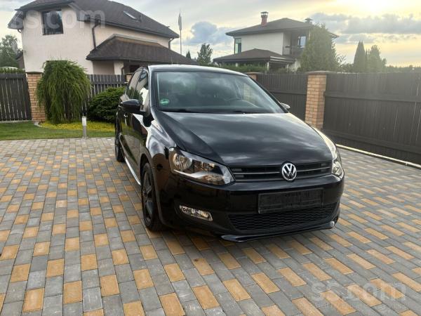 Black Volkswagen Polo 2011 in Riga, with an engine capacity of 1.20 L and mileage of 0 thousand km for 6990 €, photo 2 on AUTOMOTO.COM.LV