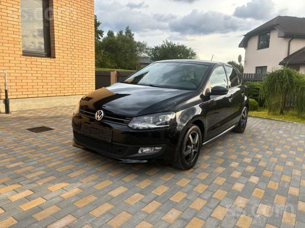 Black Volkswagen Polo 2011 in Riga, with an engine capacity of 1.20 L and mileage of 0 thousand km for 6990 €, photo 3 on AUTOMOTO.COM.LV