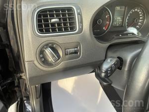 Black Volkswagen Polo 2011 in Riga, with an engine capacity of 1.20 L and mileage of 0 thousand km for 6990 €, photo 13 on AUTOMOTO.COM.LV