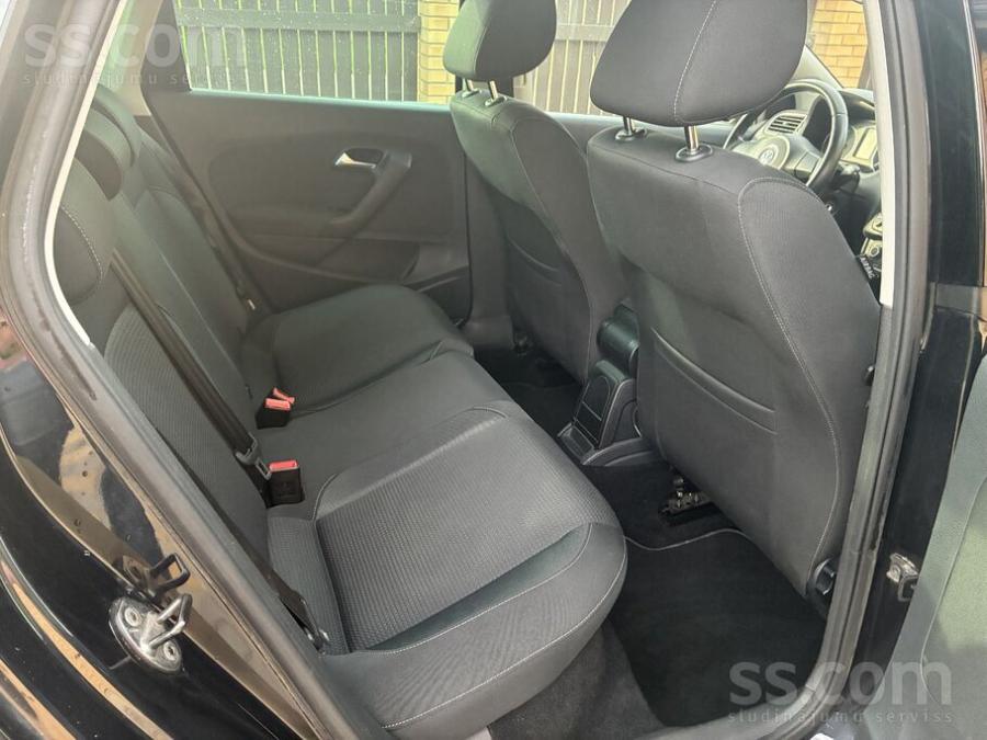 Black Volkswagen Polo 2011 in Riga, with an engine capacity of 1.20 L and mileage of 0 thousand km for 6990 €, photo 19 on AUTOMOTO.COM.LV