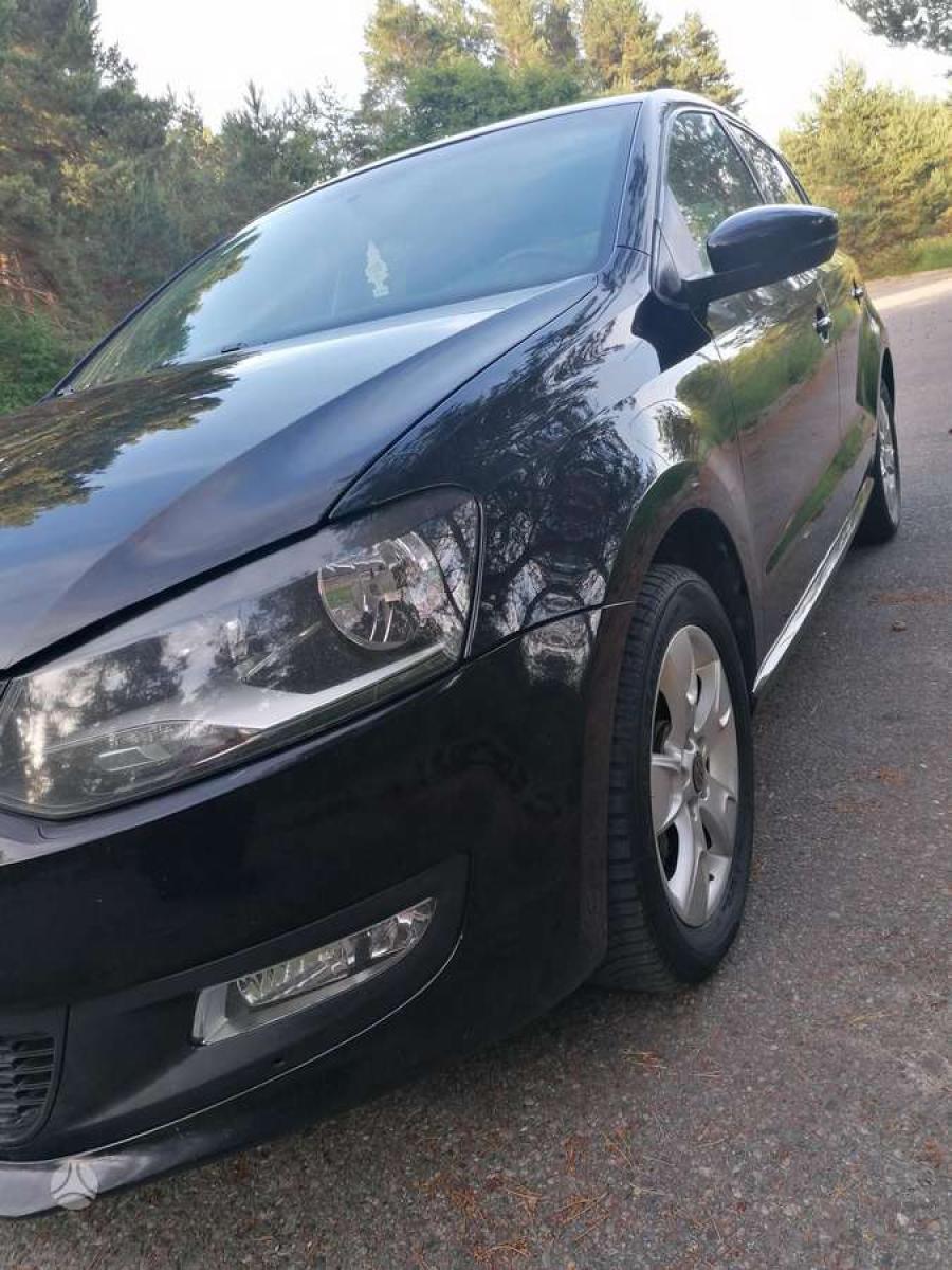 Black Volkswagen Polo 2011 in Palanga, with an engine capacity of 1.20 L and mileage of 299 thousand km for 2950 €, photo 11 on AUTOMOTO.COM.LV