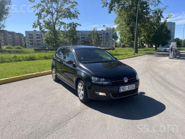 Black Volkswagen Polo 2011 in Jekabpils, with an engine capacity of 1.60 L and mileage of 291 thousand km for 4650 €, photo 2 on AUTOMOTO.COM.LV