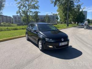 Melns Volkswagen Polo 2011 Jēkabpils, ar dzinēja tilpumu 1.60 L un nobraukumu 291 tūkst. km par 4650 €, foto 3 vietnē AUTOMOTO.COM.LV
