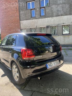 Melns Volkswagen Polo 2011 Jēkabpils, ar dzinēja tilpumu 1.60 L un nobraukumu 291 tūkst. km par 4650 €, foto 5 vietnē AUTOMOTO.COM.LV