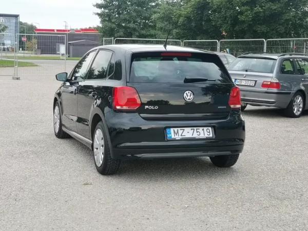 Melns Volkswagen Polo 2011 Liepāja, ar dzinēja tilpumu 1.20 L un nobraukumu 209 tūkst. km par 5200 €, foto 5 vietnē AUTOMOTO.COM.LV