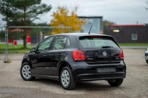 Melns Volkswagen Polo 2011 Liepāja, ar dzinēja tilpumu 1.20 L un nobraukumu 292 tūkst. km par 4950 €, foto 3 vietnē AUTOMOTO.COM.LV