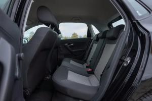 Melns Volkswagen Polo 2011 Liepāja, ar dzinēja tilpumu 1.20 L un nobraukumu 292 tūkst. km par 4950 €, foto 10 vietnē AUTOMOTO.COM.LV
