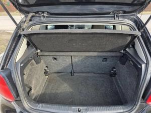 Melns Volkswagen Polo 2011 Ventspils, ar dzinēja tilpumu 1.20 L un nobraukumu 231 tūkst. km par 1490 €, foto 17 vietnē AUTOMOTO.COM.LV