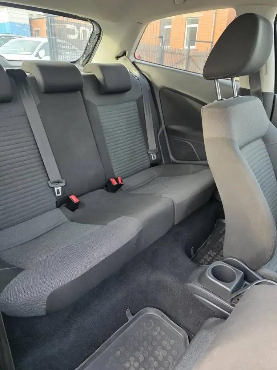 Melns Volkswagen Polo 2011 Ventspils, ar dzinēja tilpumu 1.20 L un nobraukumu 231 tūkst. km par 1490 €, foto 18 vietnē AUTOMOTO.COM.LV