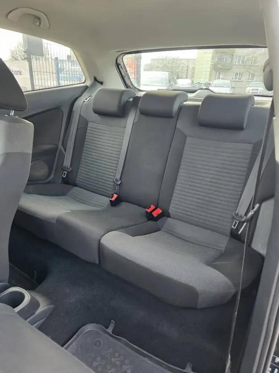 Melns Volkswagen Polo 2011 Ventspils, ar dzinēja tilpumu 1.20 L un nobraukumu 231 tūkst. km par 1490 €, foto 19 vietnē AUTOMOTO.COM.LV