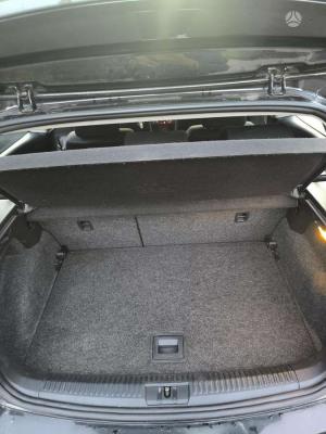 Black Volkswagen Polo 2011 in Telschi, with an engine capacity of 1.20 L and mileage of 212 thousand km for 2350 €, photo 13 on AUTOMOTO.COM.LV