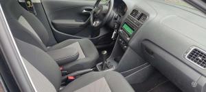 Black Volkswagen Polo 2011 in Kaunas, with an engine capacity of 1.20 L and mileage of 288 thousand km for 2900 €, photo 10 on AUTOMOTO.COM.LV