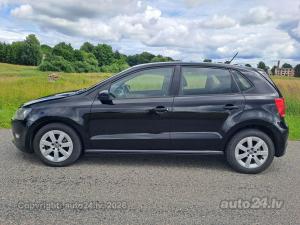 Black Volkswagen Polo 2011 in Paide, with an engine capacity of 1.20 L and mileage of 293 thousand km for 3890 €, photo 3 on AUTOMOTO.COM.LV