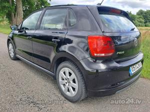 Black Volkswagen Polo 2011 in Paide, with an engine capacity of 1.20 L and mileage of 293 thousand km for 3890 €, photo 4 on AUTOMOTO.COM.LV