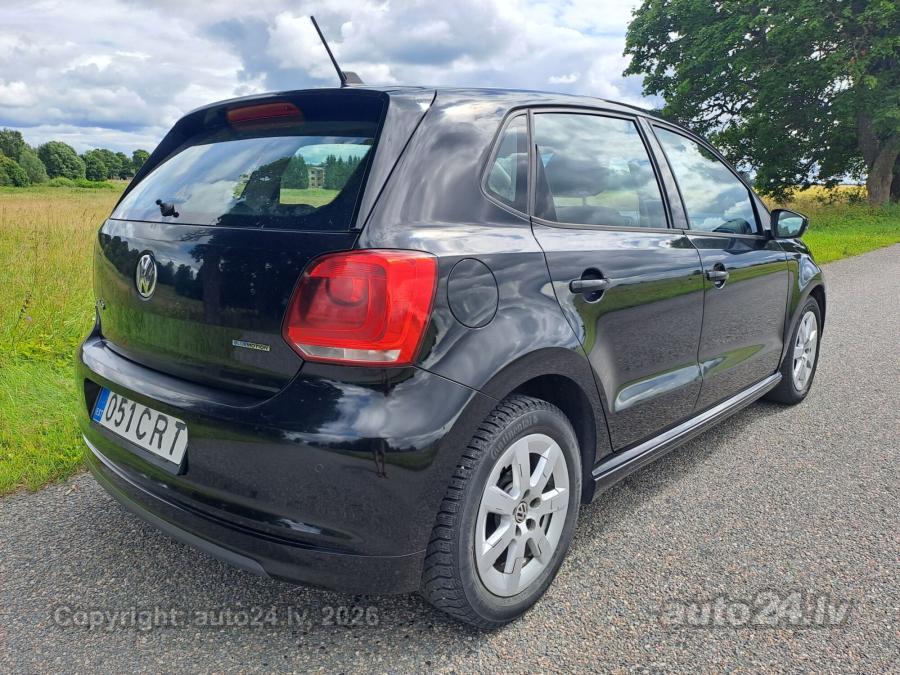 Black Volkswagen Polo 2011 in Paide, with an engine capacity of 1.20 L and mileage of 293 thousand km for 3890 €, photo 6 on AUTOMOTO.COM.LV