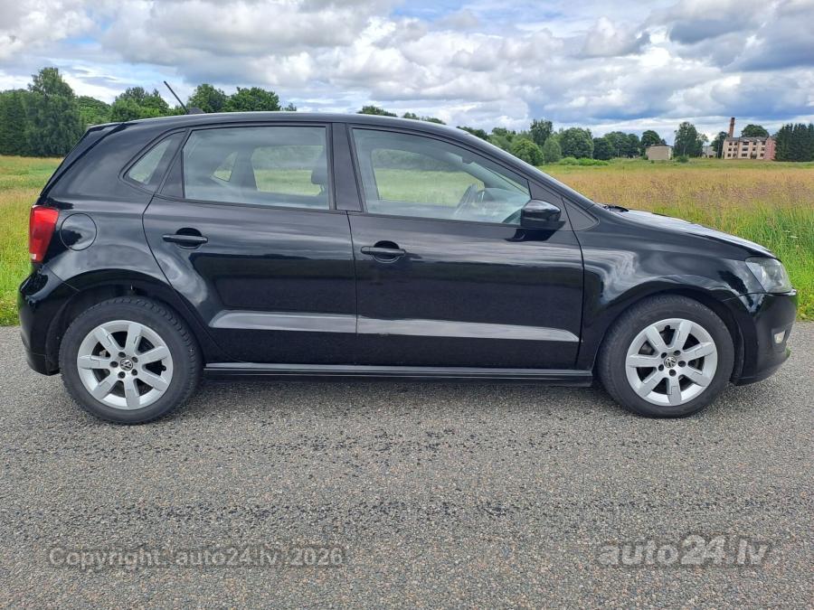 Black Volkswagen Polo 2011 in Paide, with an engine capacity of 1.20 L and mileage of 293 thousand km for 3890 €, photo 7 on AUTOMOTO.COM.LV