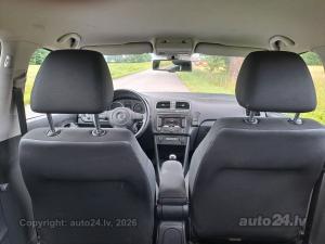 Black Volkswagen Polo 2011 in Paide, with an engine capacity of 1.20 L and mileage of 293 thousand km for 3890 €, photo 16 on AUTOMOTO.COM.LV