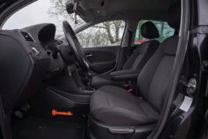 Melns Volkswagen Polo 2011 Liepāja, ar dzinēja tilpumu 1.60 L un nobraukumu 252 tūkst. km par 6250 €, foto 10 vietnē AUTOMOTO.COM.LV