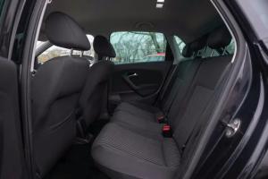 Melns Volkswagen Polo 2011 Liepāja, ar dzinēja tilpumu 1.60 L un nobraukumu 252 tūkst. km par 6250 €, foto 12 vietnē AUTOMOTO.COM.LV