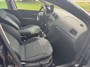 Melns Volkswagen Polo 2011 Tauragė, ar dzinēja tilpumu 1.39 L un nobraukumu 200 tūkst. km par 3800 €, foto 13 vietnē AUTOMOTO.COM.LV