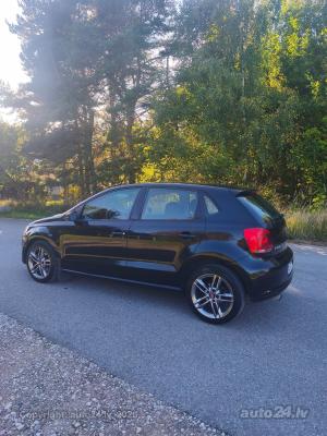 Black Volkswagen Polo 2011 in Tallinn, with an engine capacity of 1.60 L and mileage of 367 thousand km for 3600 €, photo 4 on AUTOMOTO.COM.LV