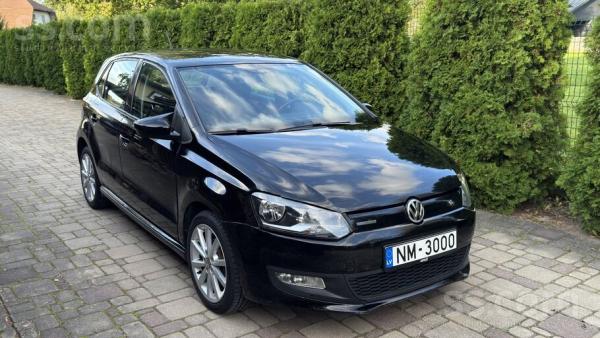 Volkswagen Polo 2011 Rīga vietnē Melns Volkswagen Polo 2011 Rīga, ar dzinēja tilpumu 1.20 L un nobraukumu 260 tūkst. km par 3500 €, foto 3 vietnē AUTOMOTO.COM.LV