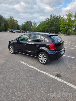 Melns Volkswagen Polo 2012 Rīga, ar dzinēja tilpumu 1.60 L un nobraukumu 374 tūkst. km par 3500 €, foto 6 vietnē AUTOMOTO.COM.LV