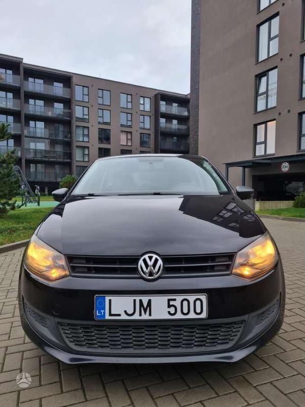 Melns Volkswagen Polo 2012 Kauņa, ar dzinēja tilpumu 1.20 L un nobraukumu 168 tūkst. km par 3900 €, foto 3 vietnē AUTOMOTO.COM.LV