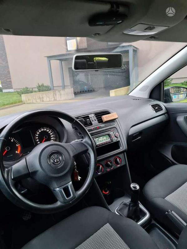 Melns Volkswagen Polo 2012 Kauņa, ar dzinēja tilpumu 1.20 L un nobraukumu 168 tūkst. km par 3900 €, foto 8 vietnē AUTOMOTO.COM.LV