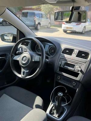 Melns Volkswagen Polo 2012 Klaipėda, ar dzinēja tilpumu 1.20 L un nobraukumu 182 tūkst. km par 3450 €, foto 4 vietnē AUTOMOTO.COM.LV