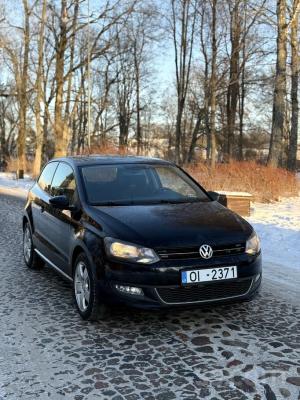 Melns Volkswagen Polo 2012 Kuldīga, ar dzinēja tilpumu 1.60 L un nobraukumu 0 tūkst. km par 2600 €, foto  vietnē AUTOMOTO.COM.LV