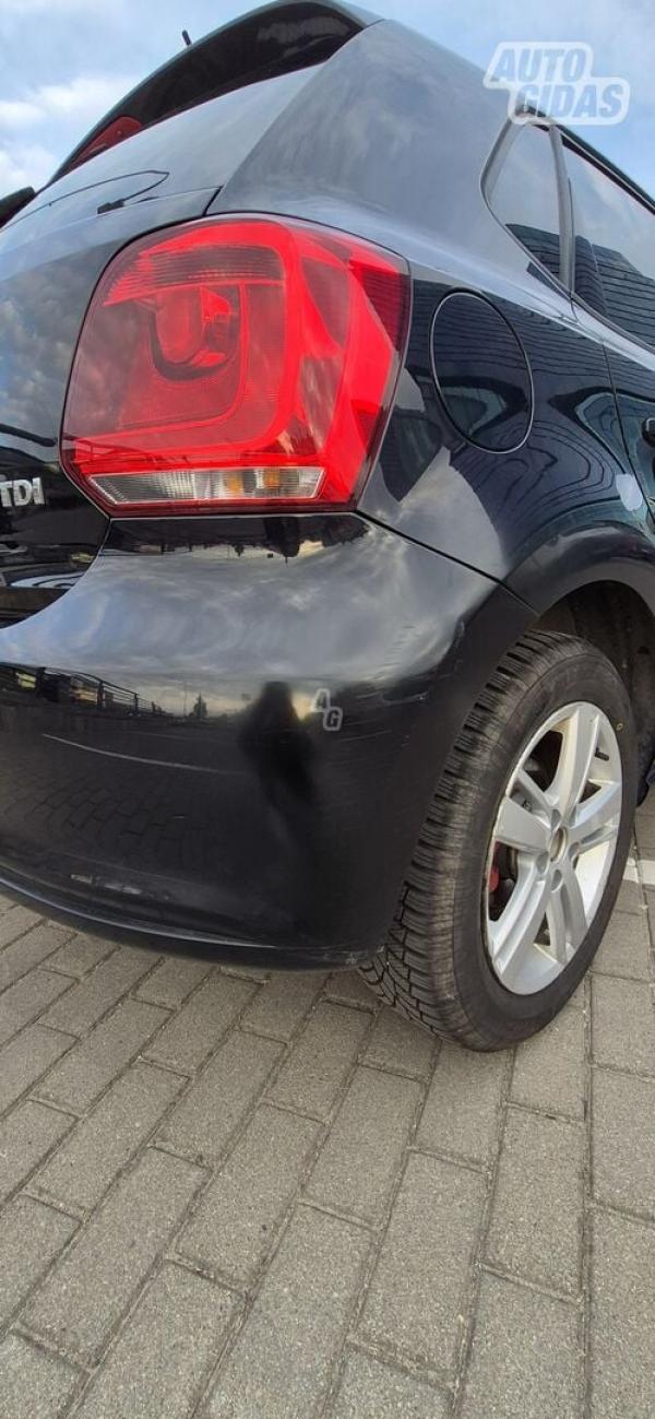 Melns Volkswagen Polo 2012 Viļņa, ar dzinēja tilpumu 1.60 L un nobraukumu 197 tūkst. km par 3100 €, foto 6 vietnē AUTOMOTO.COM.LV