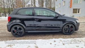 Black Volkswagen Polo 2012 in Parnu, with an engine capacity of 1.40 L and mileage of 185 thousand km for 8500 €, photo 6 on AUTOMOTO.COM.LV
