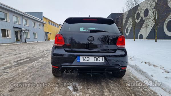 Black Volkswagen Polo 2012 in Parnu, with an engine capacity of 1.40 L and mileage of 185 thousand km for 8500 €, photo 7 on AUTOMOTO.COM.LV