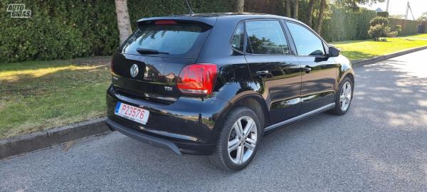 Black Volkswagen Polo 2012 in Kedainiai, with an engine capacity of 1.60 L and mileage of 269 thousand km for 3999 €, photo 4 on AUTOMOTO.COM.LV