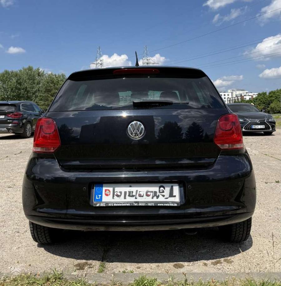 Melns Volkswagen Polo 2012 Viļņa, ar dzinēja tilpumu 1.20 L un nobraukumu 213 tūkst. km par 4000 €, foto 7 vietnē AUTOMOTO.COM.LV
